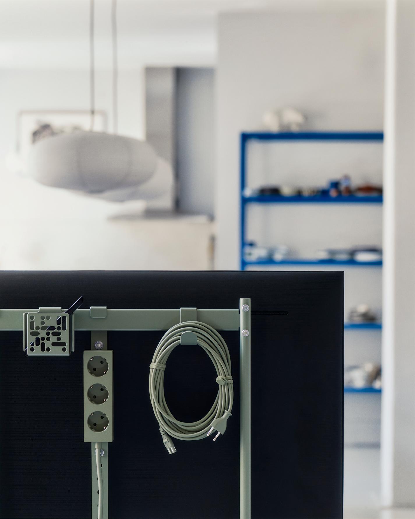 Moon Rollin' - Mossy Green